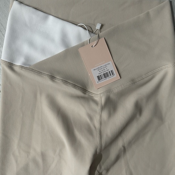 wilo | Pants & Jumpsuits | New Wilo Womens Set Bra And Leggings Size ...
